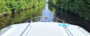 Shannon boat hire - River Shannon cruises with Carrickcraft